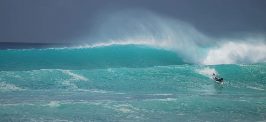 Uma Ilha de Natal, onde o surf é o seu maior presente