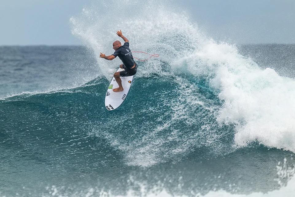 Slater vence a competição Single Fin e Shane Dorian a Twin Fin no 4 ...