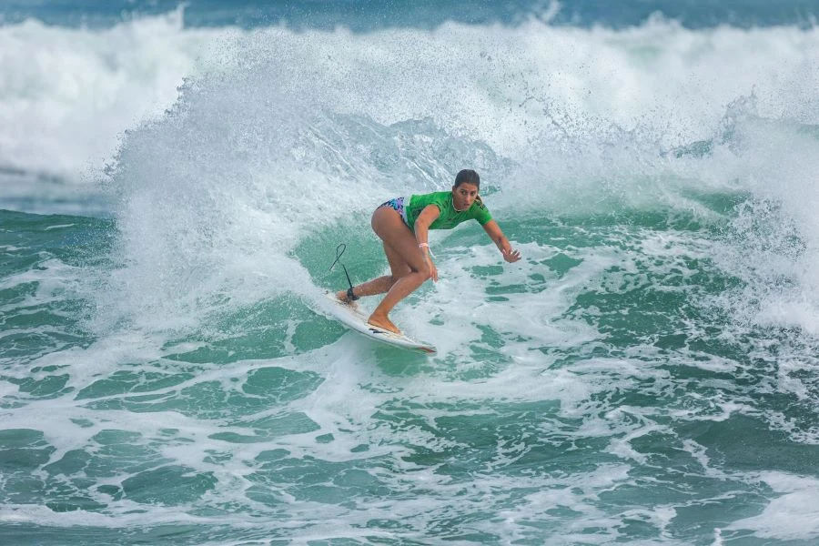 Mittermayer e Ordonhas em destaque no 3º dia do ISA World Junior ...