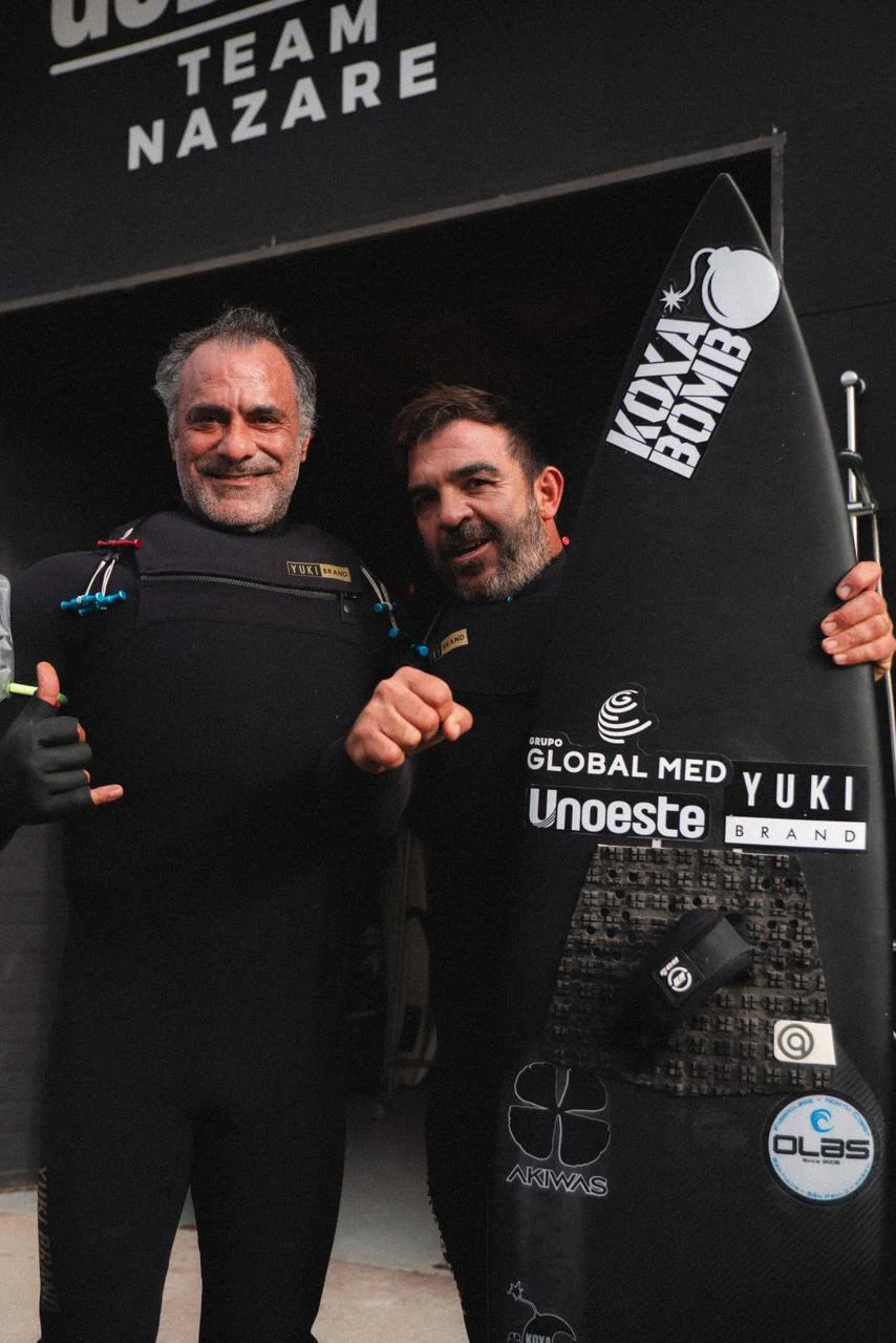 Rodrigo Koxa sobre a sessão épica na Nazaré, "Foi mais difícil do que a ...