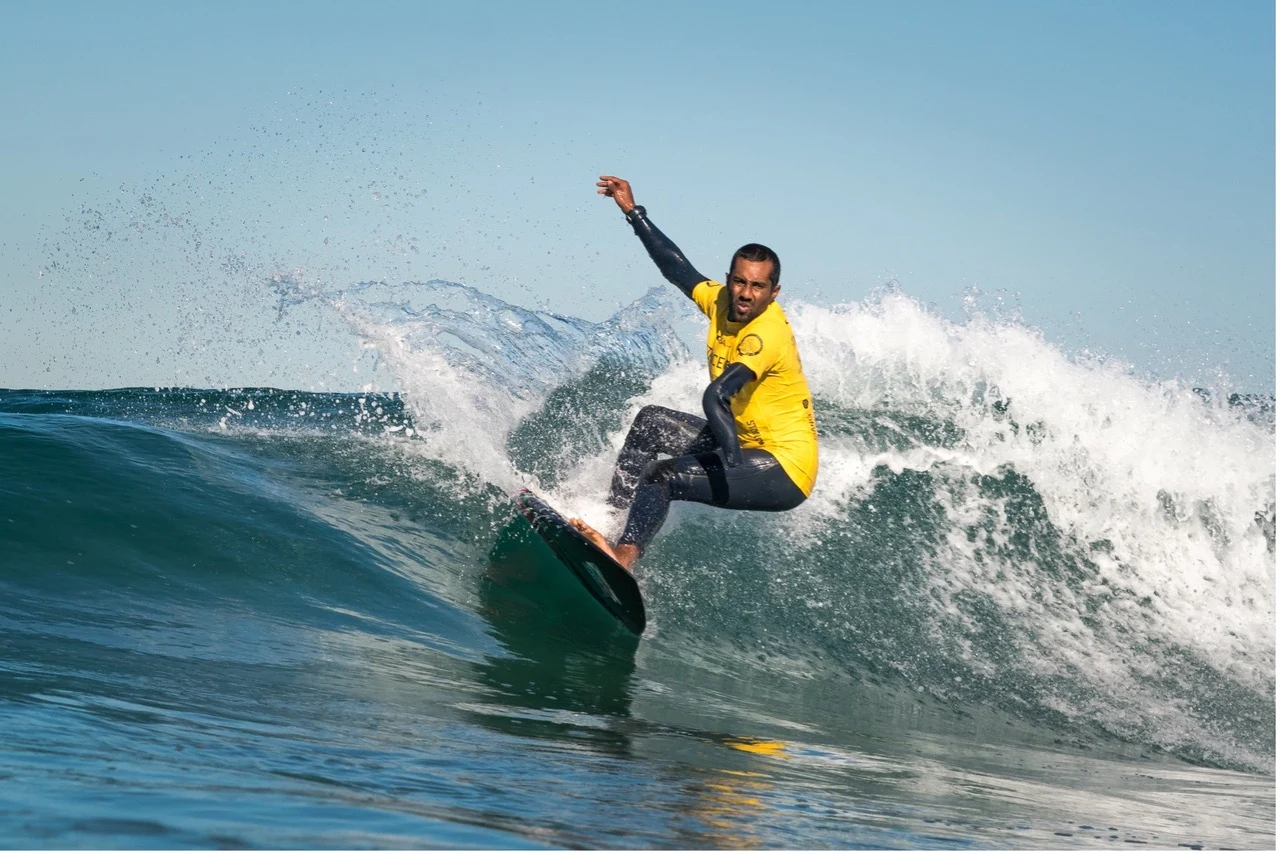Português Camilo Abdula sagra-se Campeão Mundial de Para-Surfing ISA