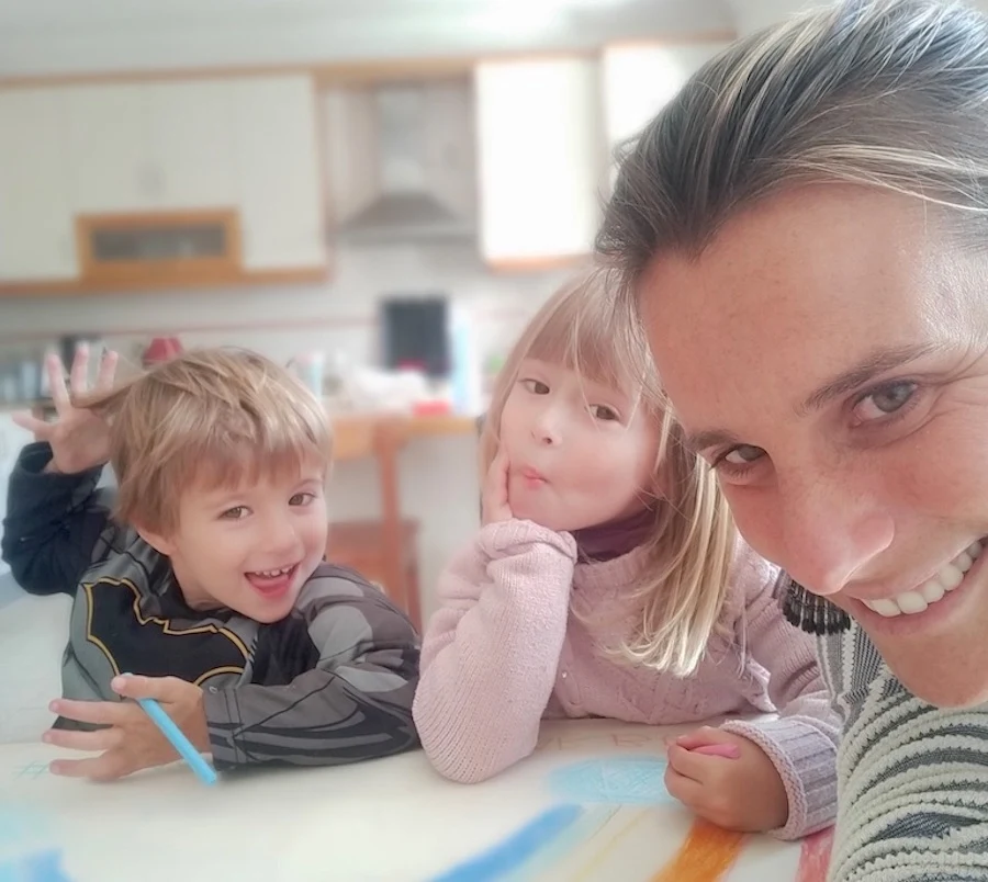 "DEVEMOS MANTER UMA ROTINA DURANTE A QUARENTENA" - POR JOANA ROCHA