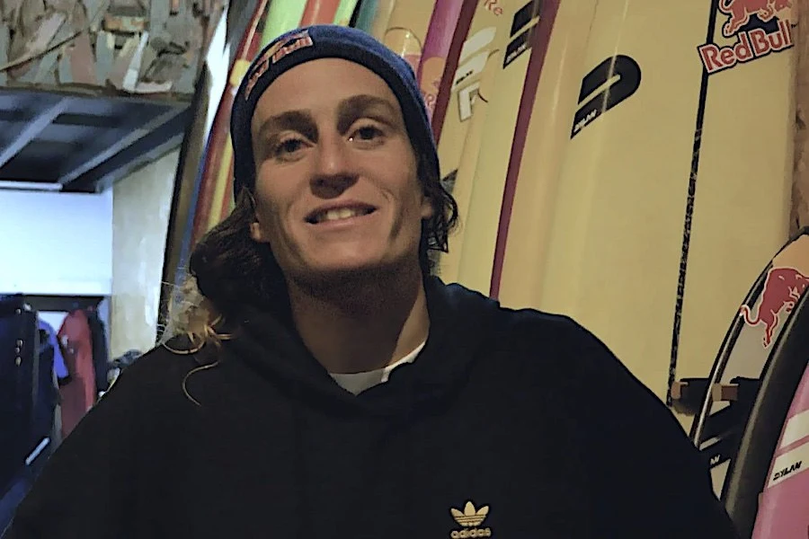 Justine Dupont é uma das grandes vencedoras dos Big Wave Awards 2020/2021