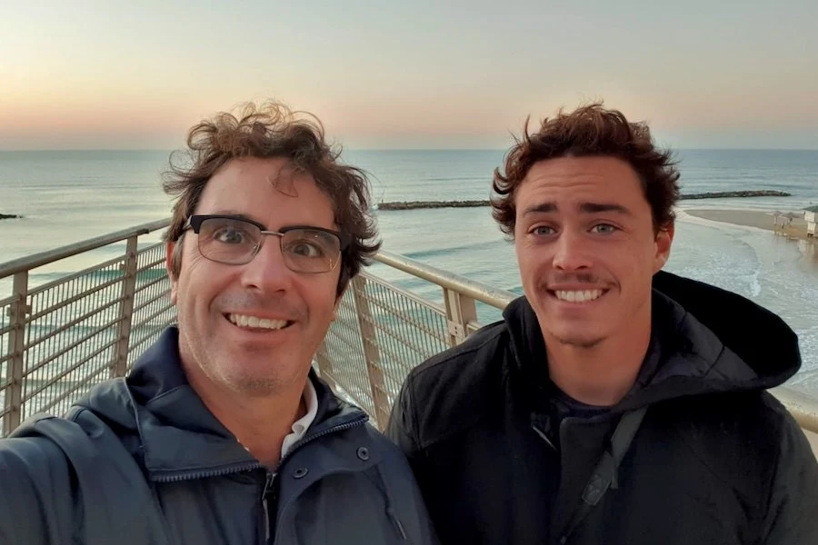 O futuro do surf em Portugal: “A motivação era vê-lo feliz”: Artur ...