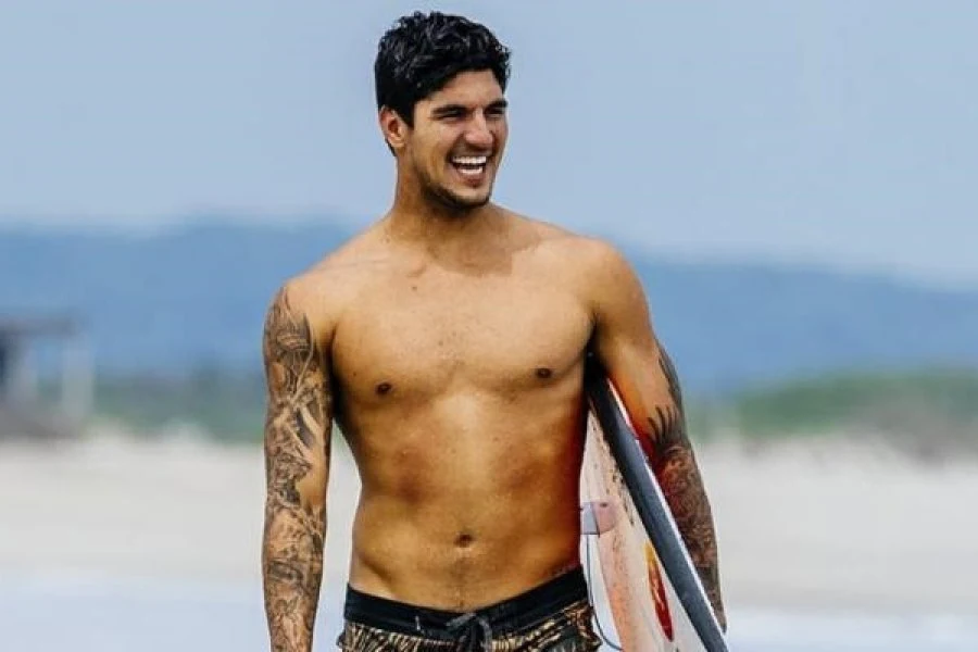 GABRIEL MEDINA APRESENTA UMA FORMA EXTRAORDINÁRIA PARA A TEMPORADA 2020
