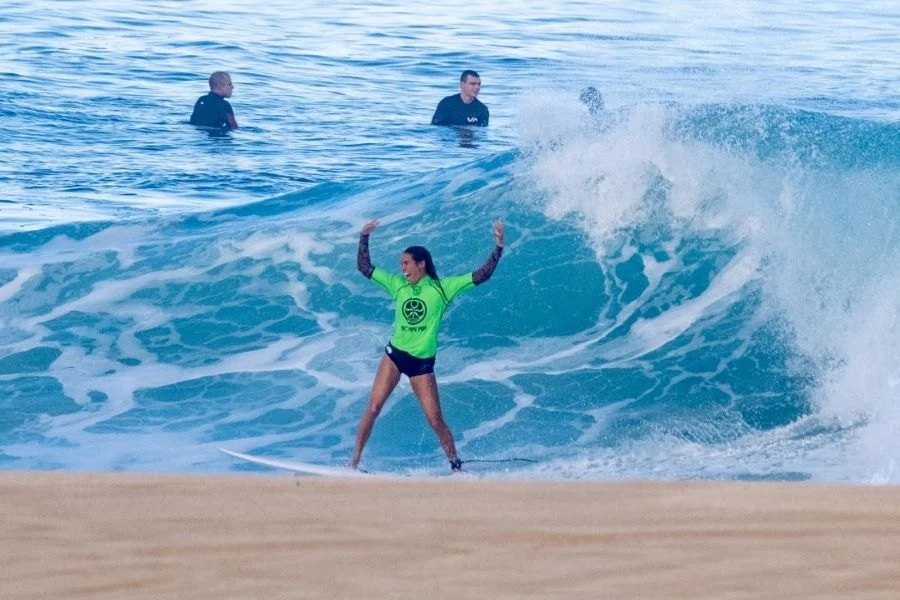 Moana Jones Wong e a nova geração de surfistas a fazer história no Vans ...