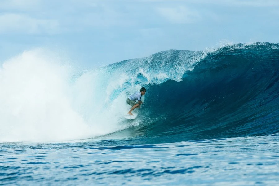 SHISEIDO Tahiti Pro recomeçou hoje, terça feira