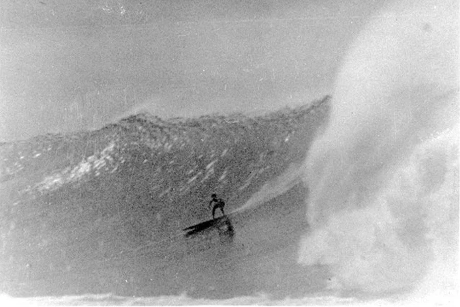 R.I.P. George Downing. Pioneiro do Surf no havai morre aos 87