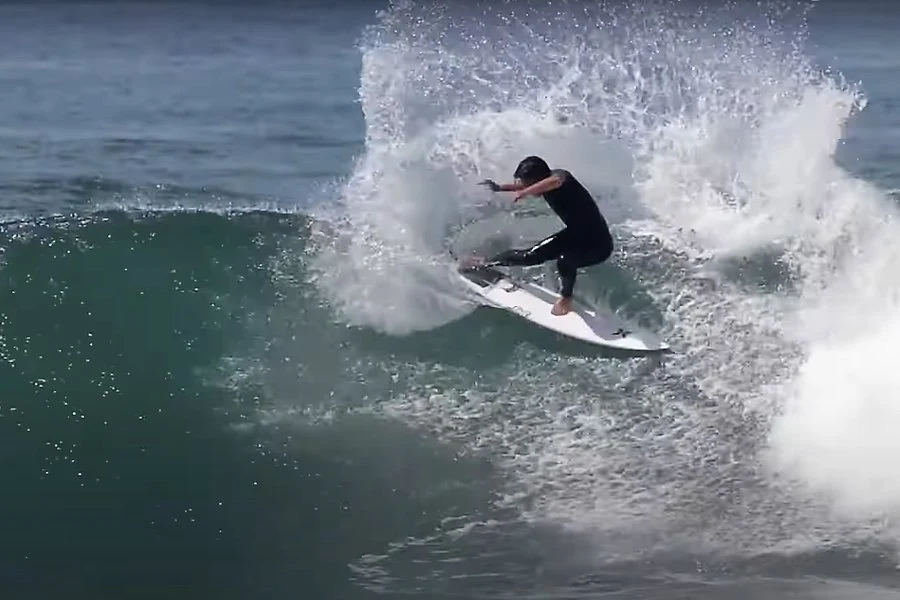 O free surf de Kolohe Andino, Caroline Marks, Leo Fioravanti e Ramzi ...