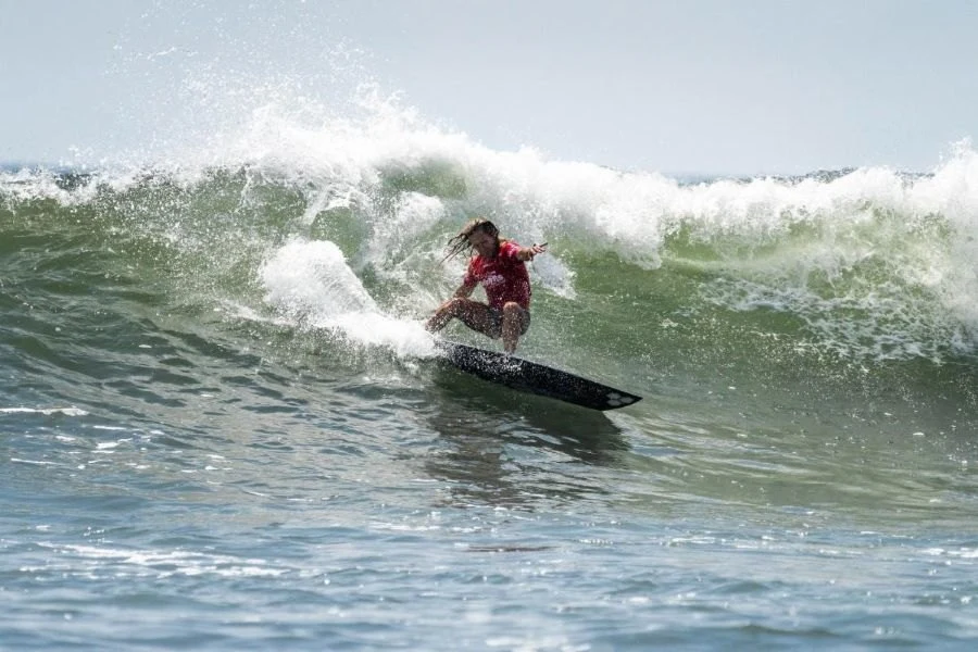 Rochelle Ballard e Rodney Baldwin destacam-se no dia 2 do 2024 Surf ...