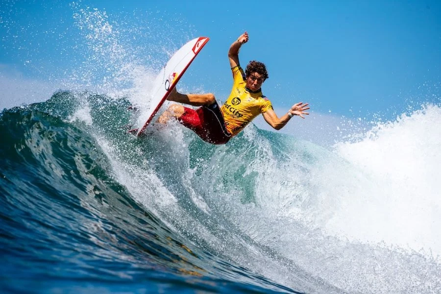De Pipeline a Peniche, o percurso de Griffin Colapinto até à liderança ...