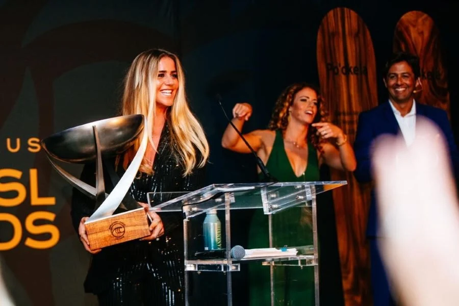 2024 WSL Awards premiou Carissa Moore, Kanoa Igarashi, Caity Simmers ...