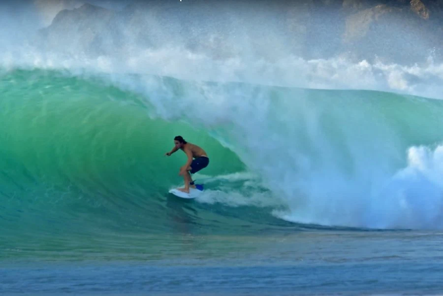 Ondas de excelência no México com Jake Marshall, Kanoa Igarashi, Tex ...