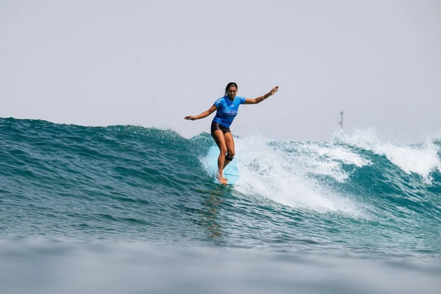 Surf Abu Dhabi Longboard Classic arranca com as melhores do mundo ...